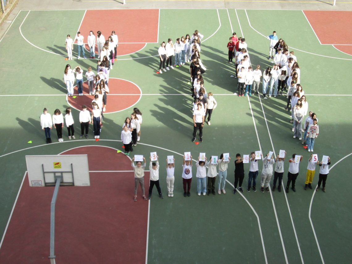 31. СУЧЕМ „Иван Вазов“ в София чества 70-а годишнина - Аз-буки